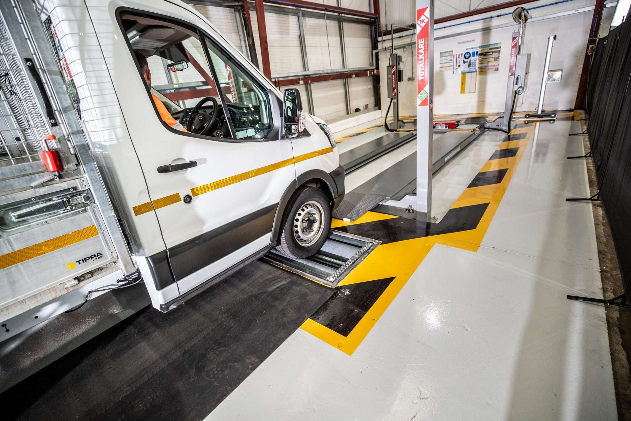 How DVSA requirements shape the dimensions of your Class 7 MOT bay ...